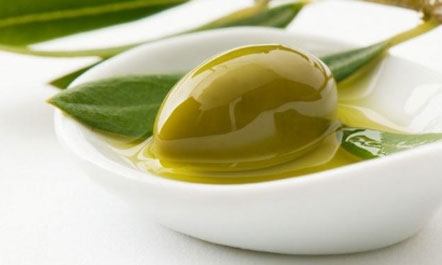 Ja pse duhet të konsumoni vaj ulliri çdo ditë! - Ngjarjet e Ditës