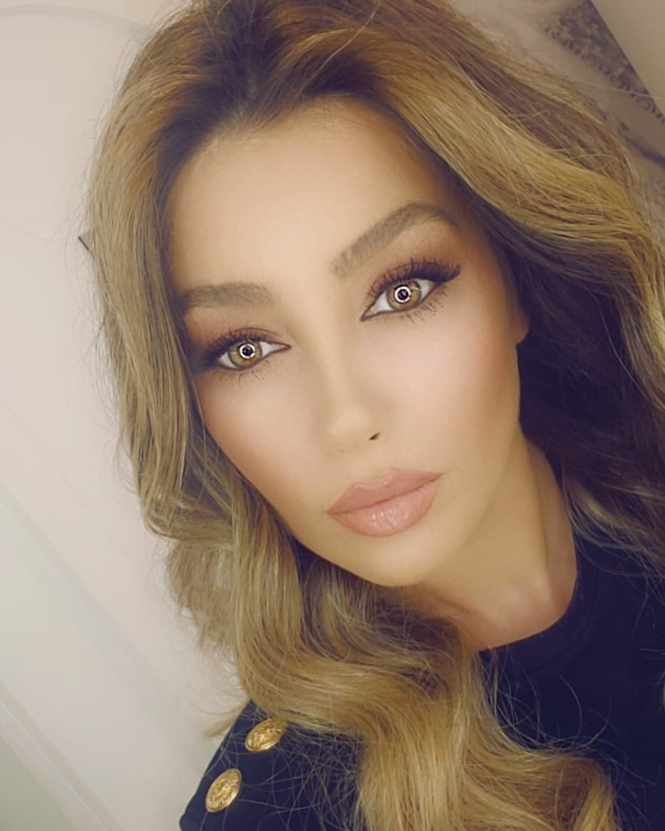 Arjola Demiri, aktorja e ‘Portokallisë’ që më kot i përdor filtrat në ...