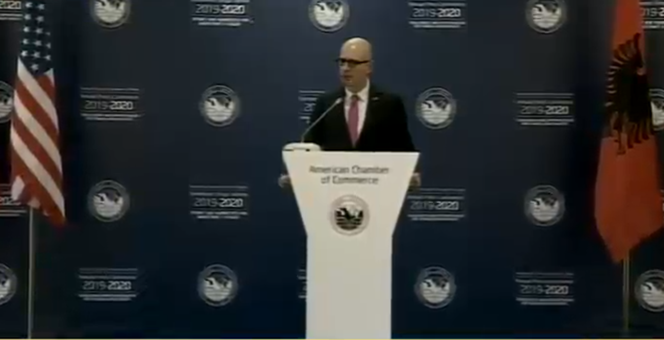 Dhoma Amerikane e Tregtisë përgjigjet pse firmat e rëndësishme nuk ... Dhoma Amerikane e Tregtisë përgjigjet pse firmat e rëndësishme nuk ...